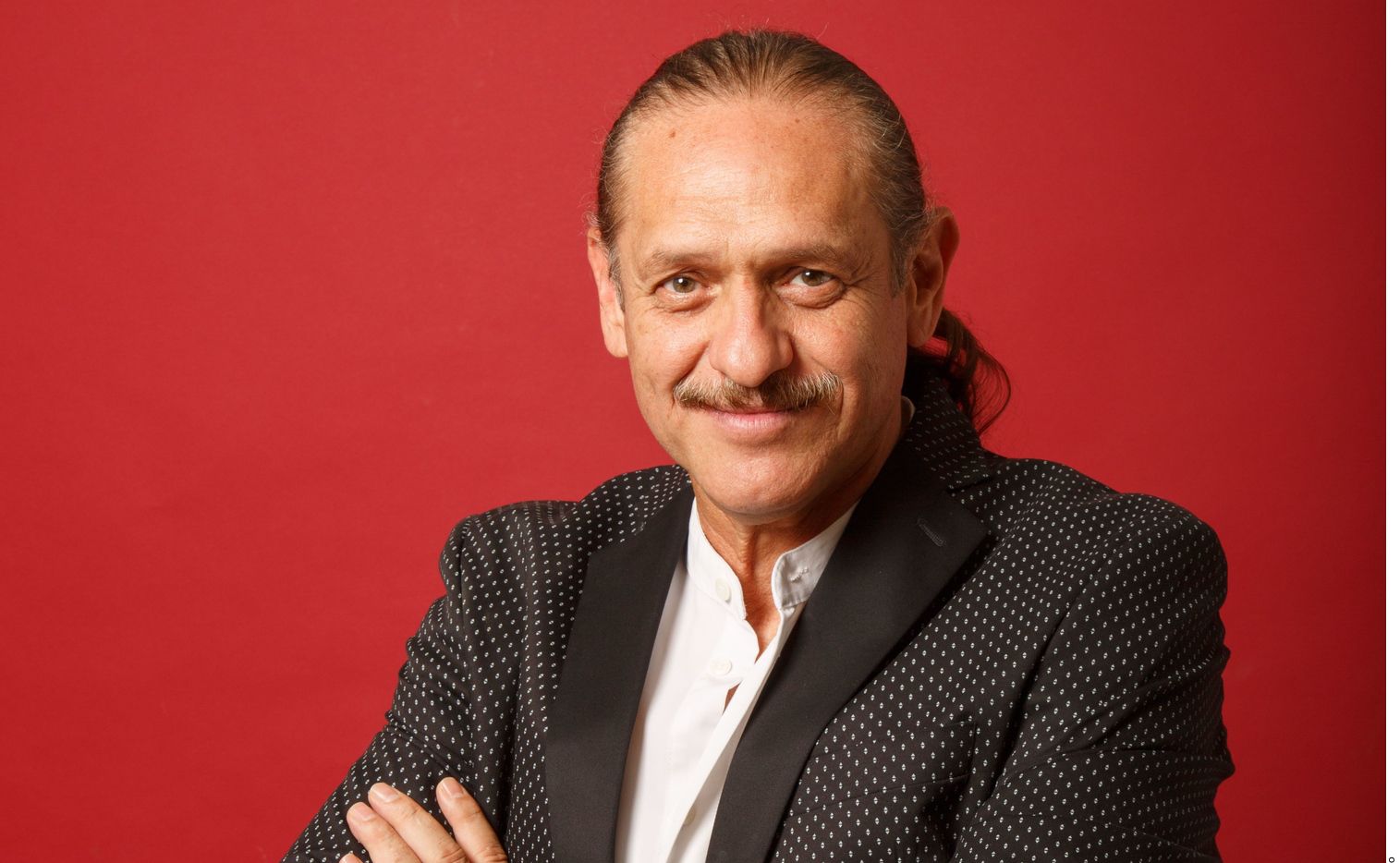 ¿Un susto? Teo González reaparece ante las cámaras – El Botón