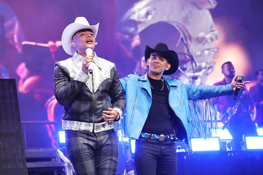 Grupo Firme podría perder su nombre y esta es la razón – El Botón